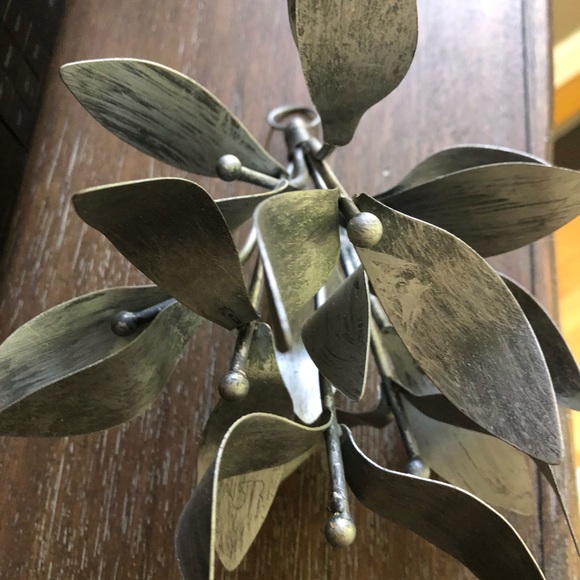 Anthropologie | Accents | Anthro Terrain Rustic Metal Flower | Poshmark